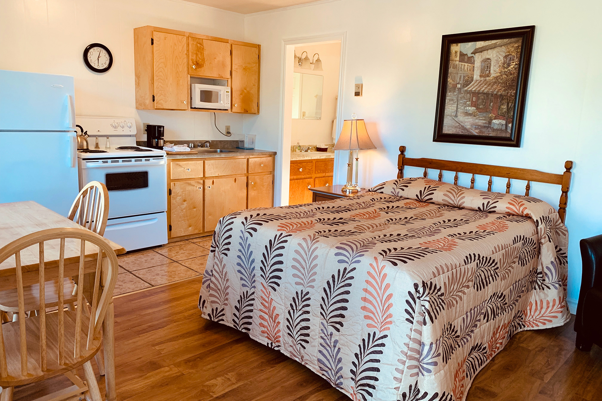Family Room Suites - Fair Isle Motel